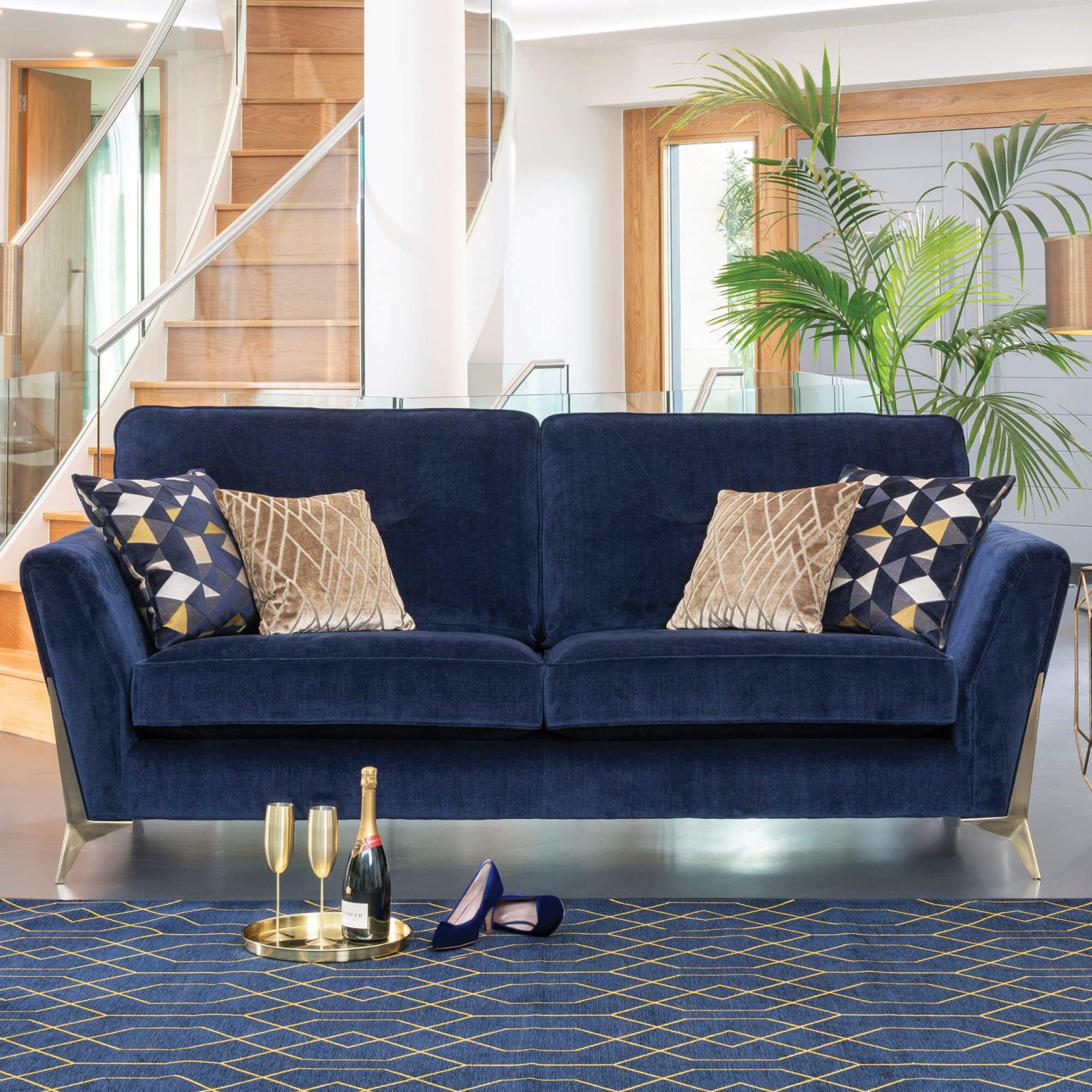 The Ultimate Guide to Blue Sofas: Finding Your Perfect Match in 2023 ...