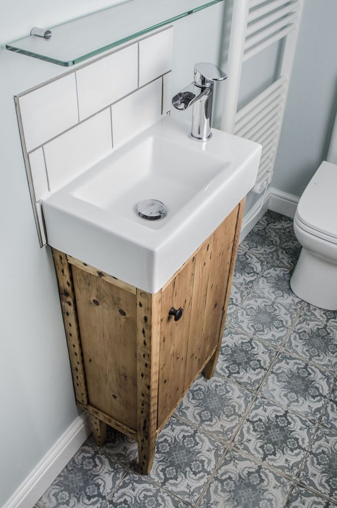The Ultimate Guide to Narrow Bathroom Vanities: Small Spaces, Big Style ...