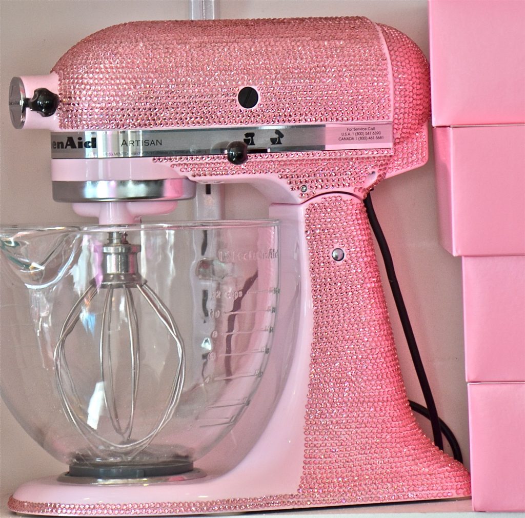 The Best Pink Appliances to Give Your Kitchen a Rosy Glow - Wave Sold