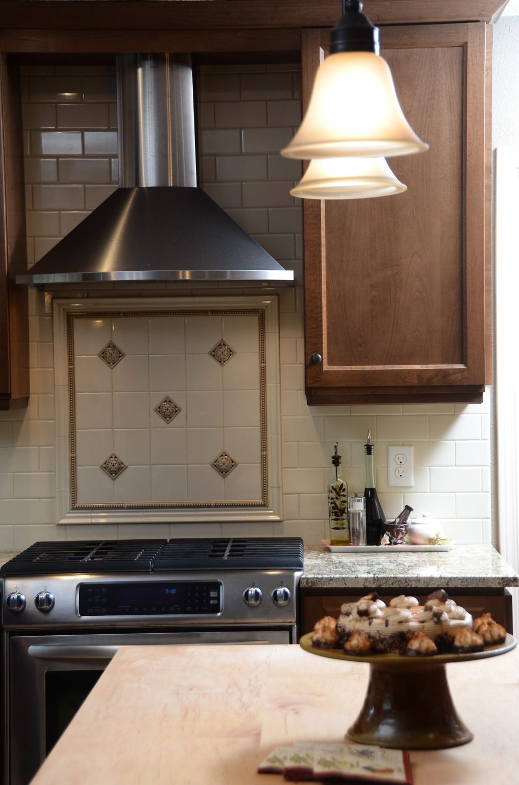 Timeless and Trendy: Elevating Your Kitchen with a Square Tile ...