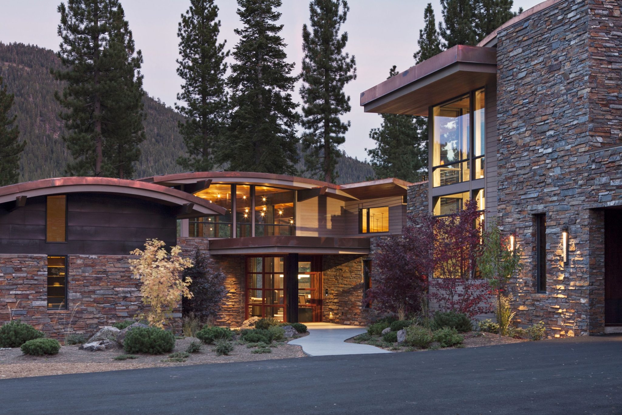 Designing Your Dream Contemporary Mountain Home: Architecture, Ideas ...