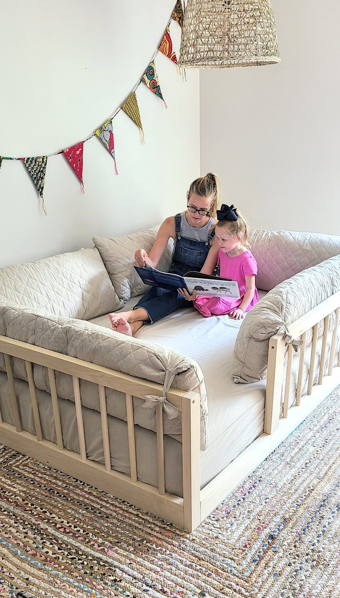 The Ultimate Guide to Queen Floor Beds: Styles, Benefits & Design Ideas ...