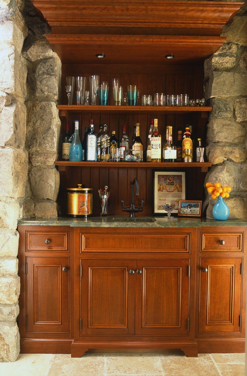 The Ultimate Guide to Built-In Bars: Design, Materials & DIY ...