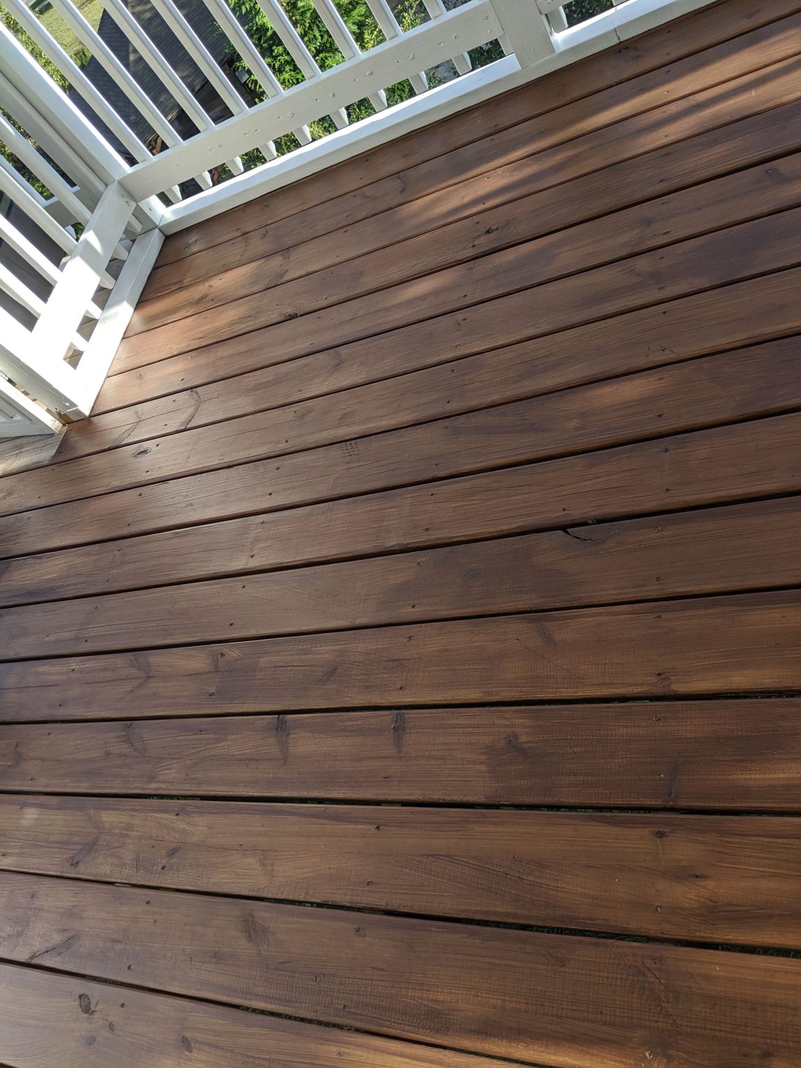 How to Stain Cedar Like a Pro: A Step-by-Step Guide - Wave Sold